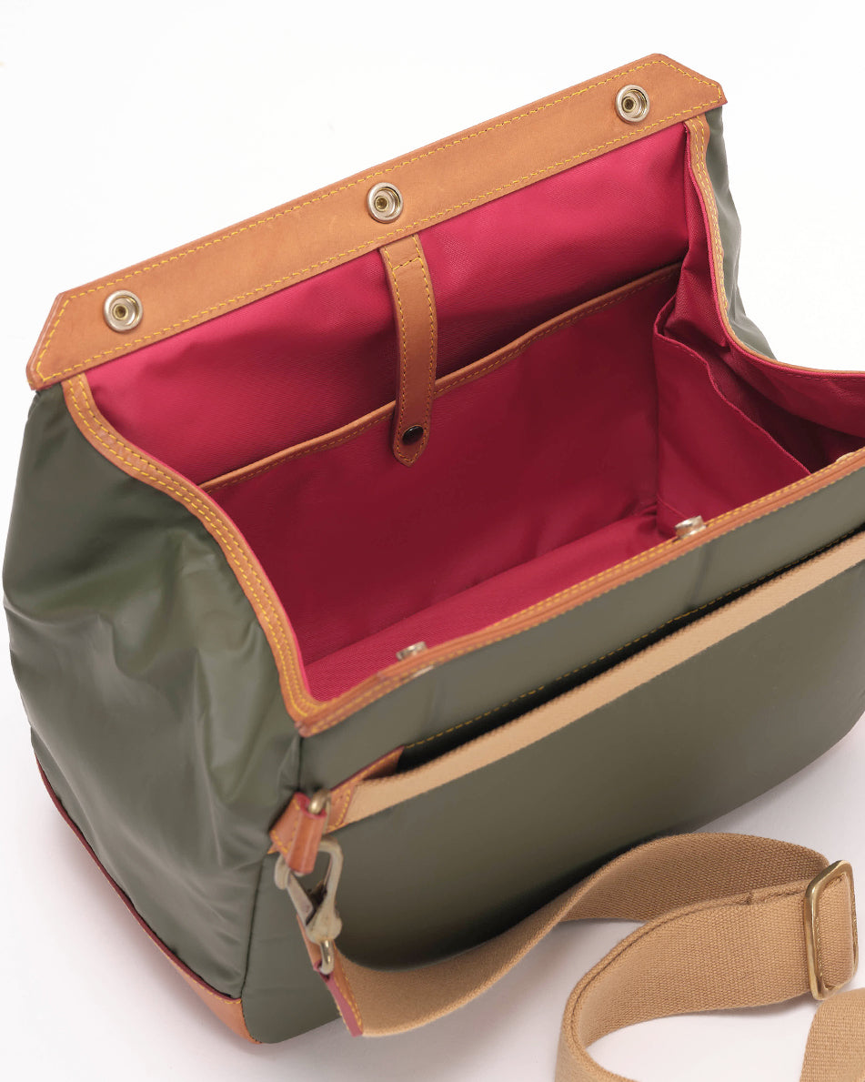 [KINJI'S GREAT GROSS #20] SHOULDER BAG BY HUNTING WORLD – ANATOMICA NAGOYA